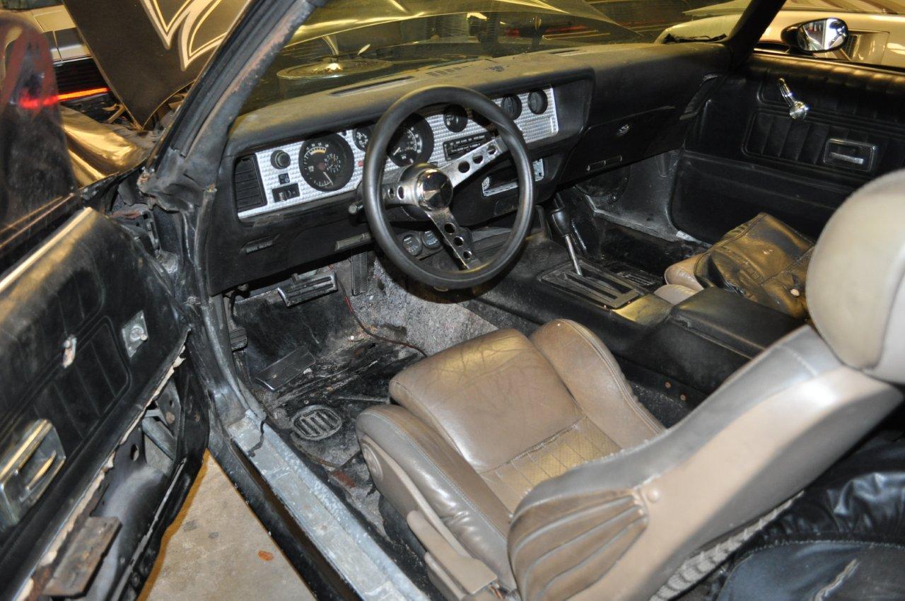 trans am 1977 4 speed